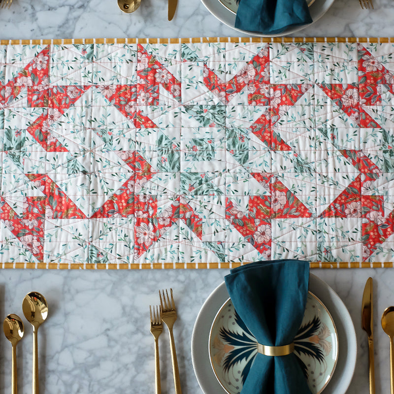 Poinsettia Star Table Runner Quilt Pattern – the.weekendquilter
